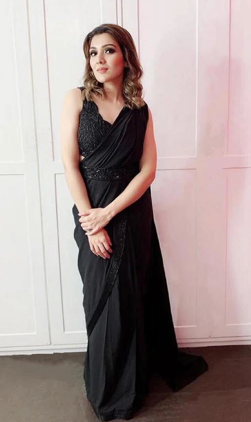 21 hot photos of Tina Ahuja - Indian actress (Daughter of Govinda ...