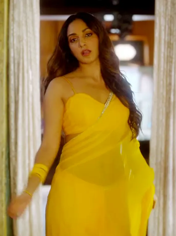 15 hottest photos of Kiara Advani in sarees showing her stunning looks ...