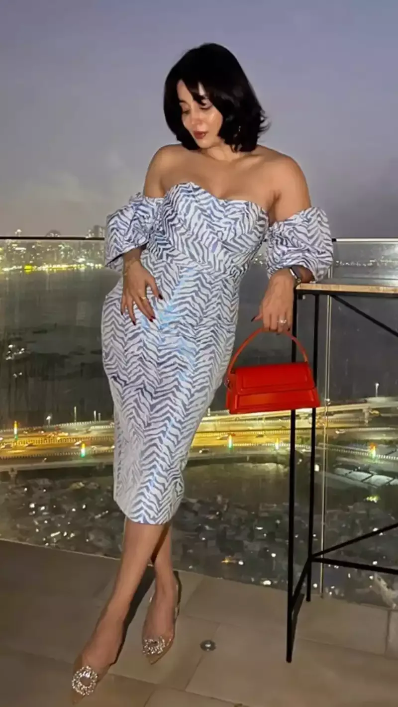 7 Nehha Pendse hot pics in bodycon dresses flaunting her fine curvy ...